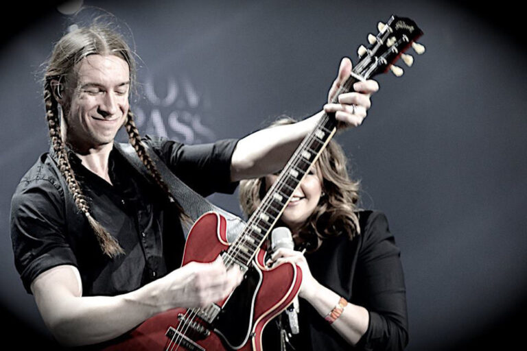 Saturday, November 13th: Lady A Guitarist Slim Gambill | The Velvet Note